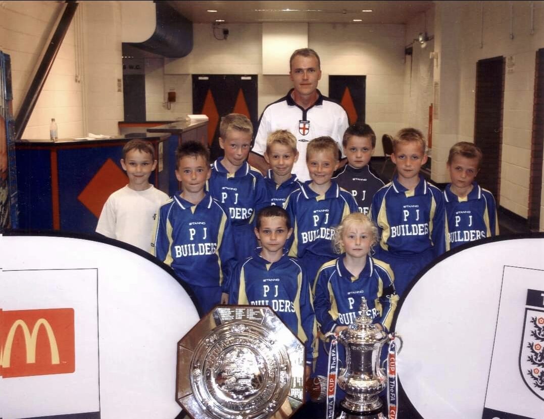 Water Eaton FC team photo - Living Archive