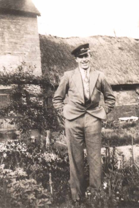 Signal man Alfred Franklin - Living Archive