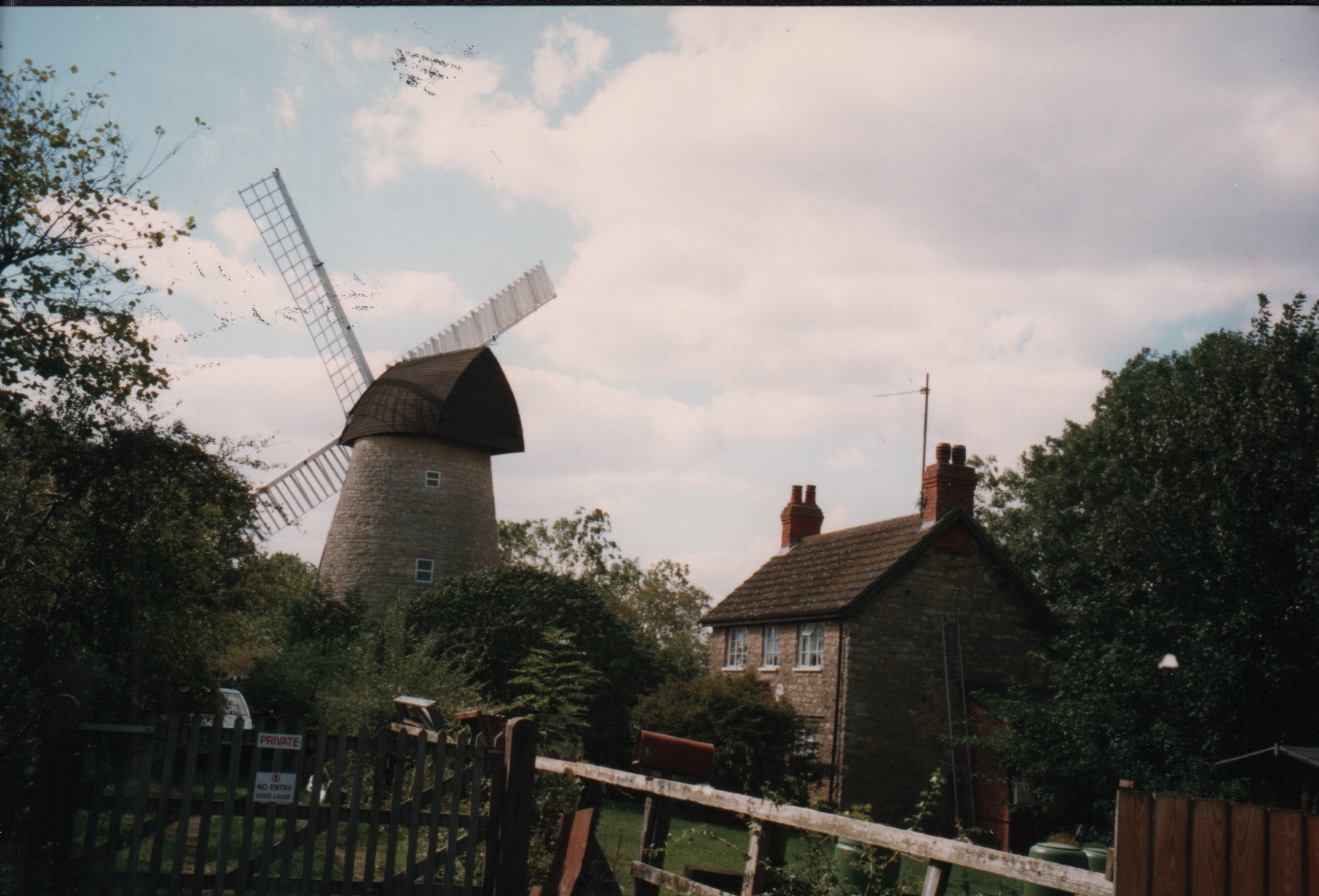 The windmill and Mill Lane cottages 1997 - Living Archive
