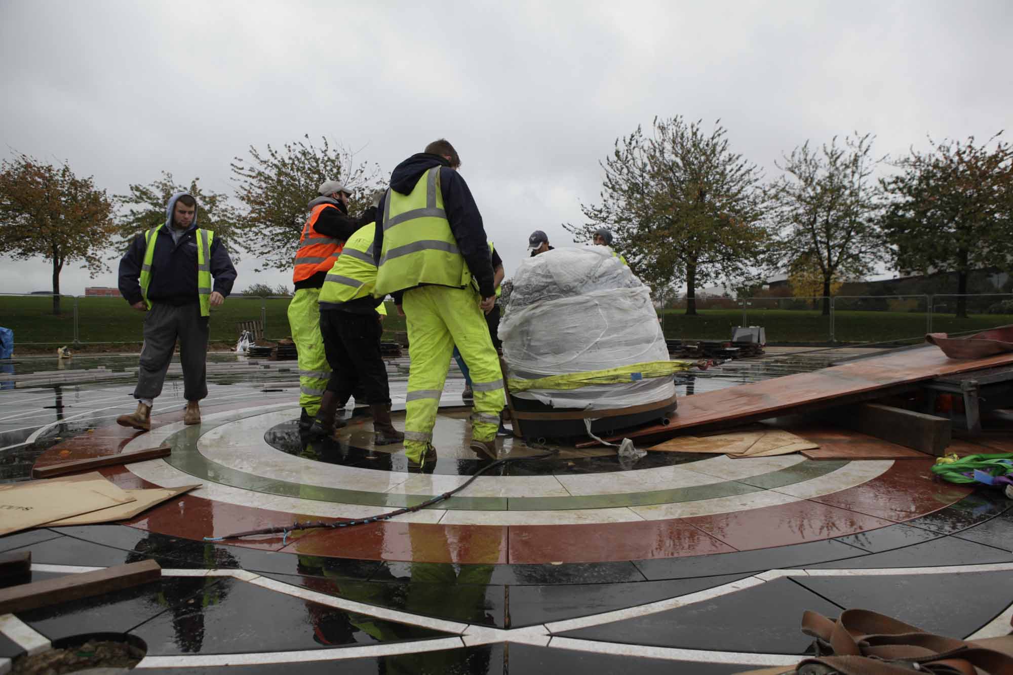 Unloading the centrepiece - Living Archive